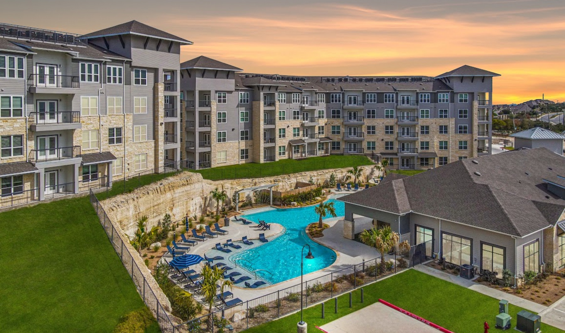 Vue Sonoma Verde | Luxury Apartments & Single Family Homes for Rent in ...